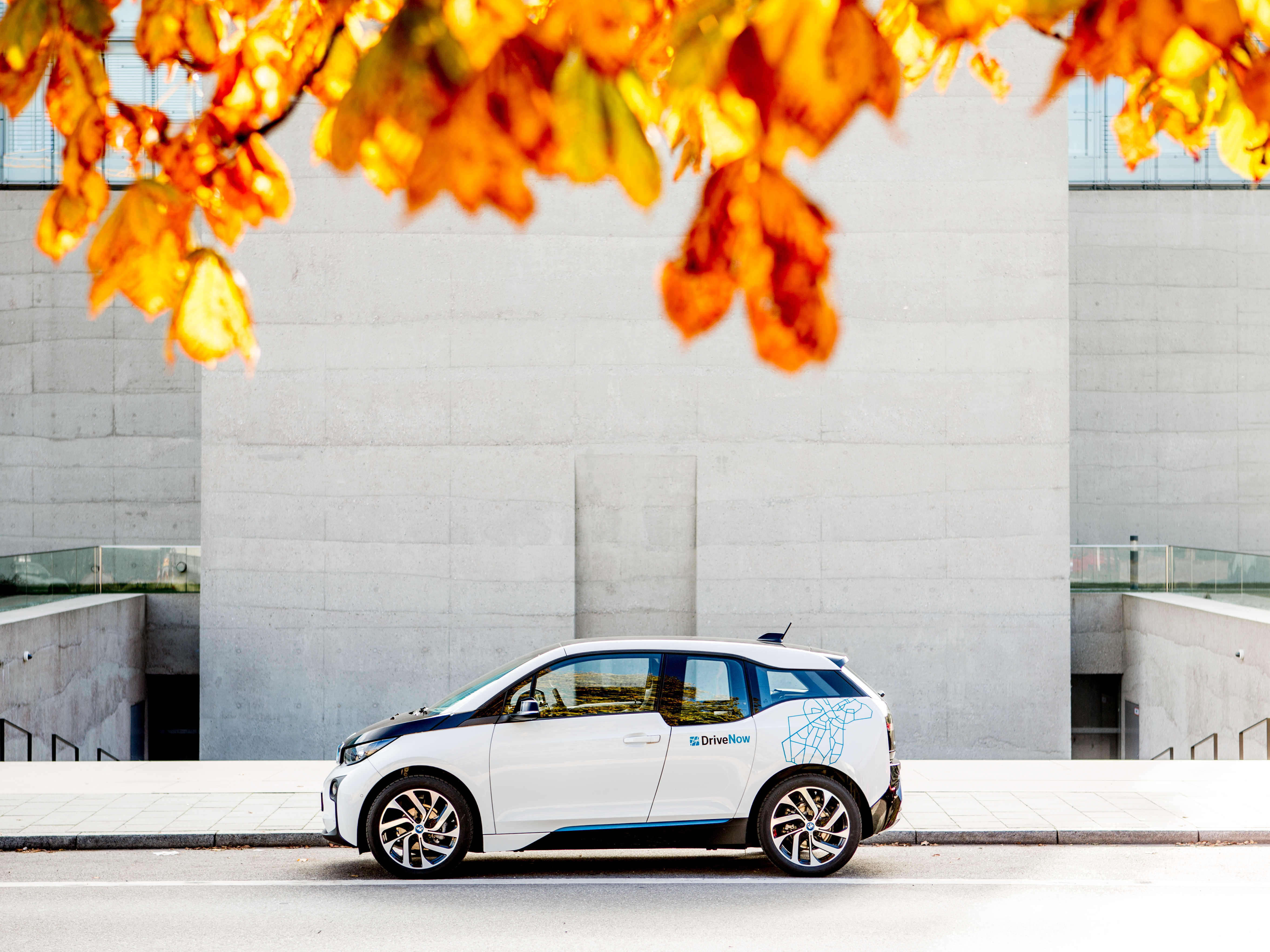 DriveNow Carsharing: Flexible und nachhaltige Mobilität – Autarkia ...